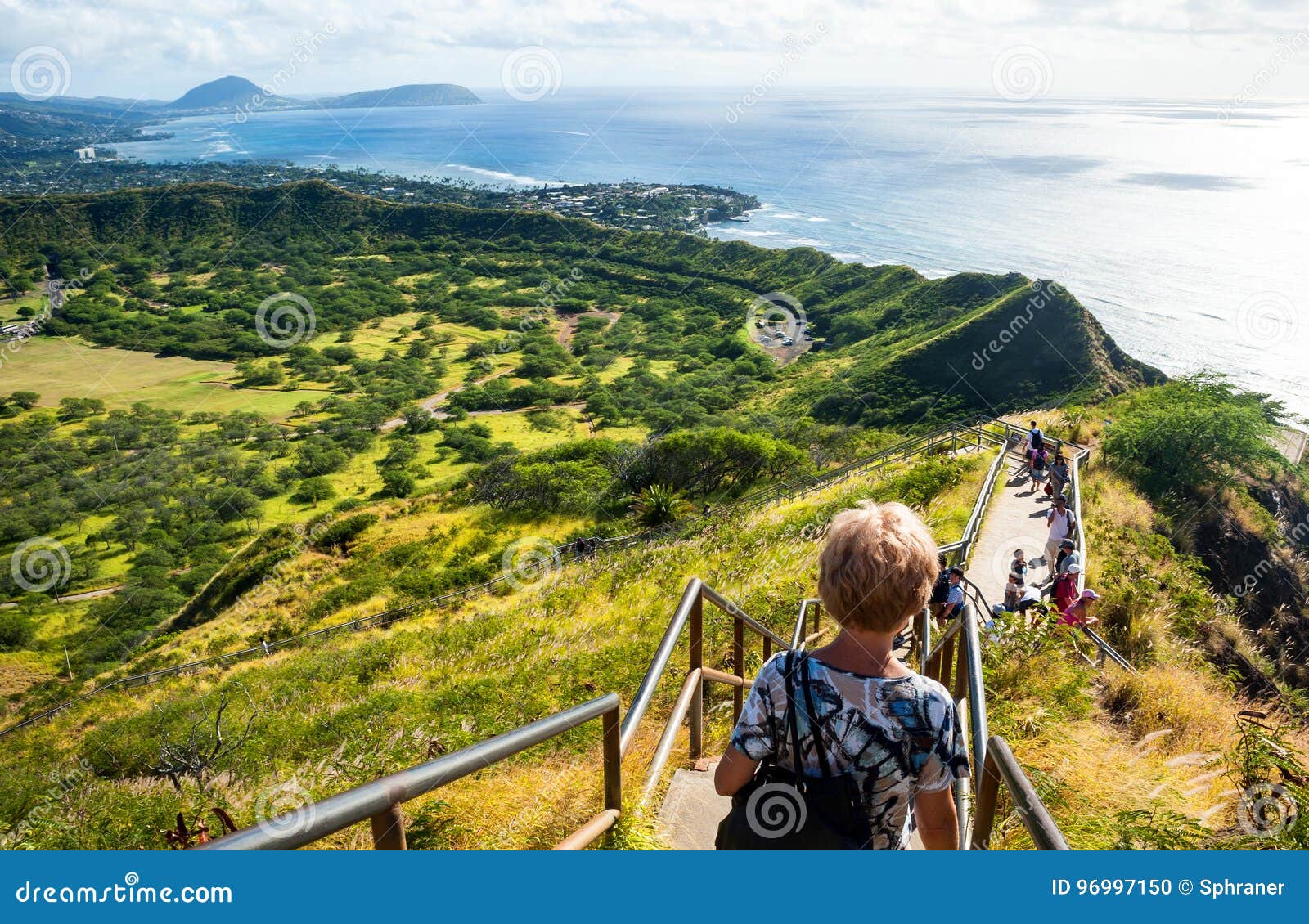 Diamond Head imagen editorial. Imagen de visitantes, pista - 96997150
