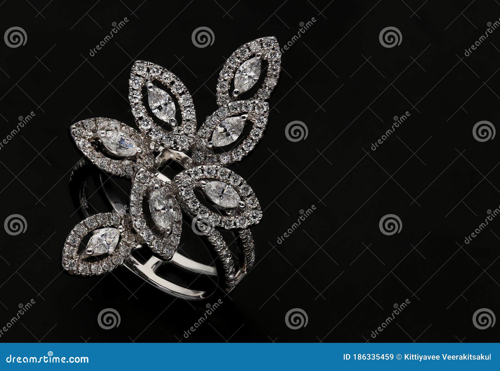 Diamond Ring on Black Background Stock Image - Image of princess, gold ...