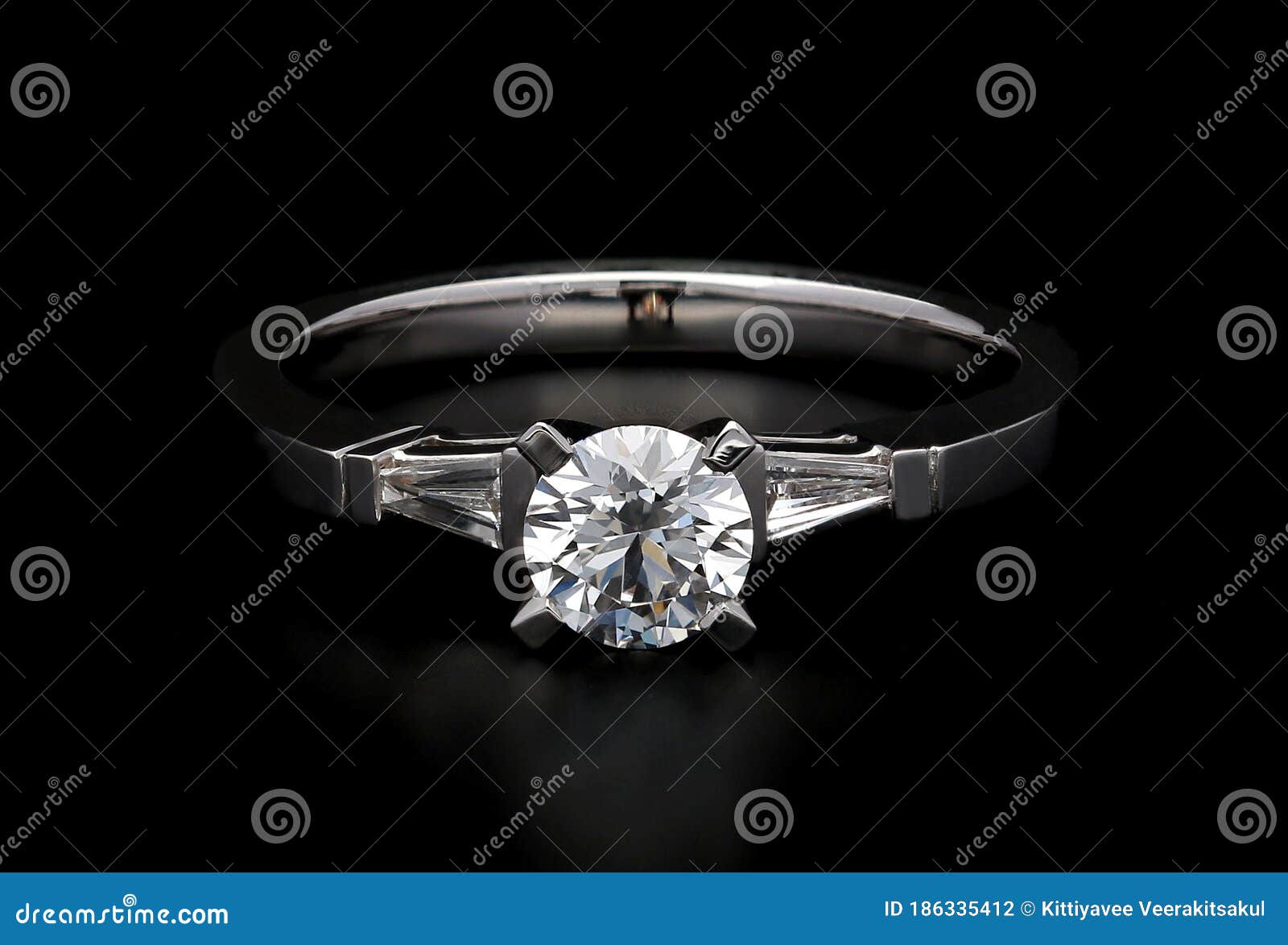 Diamond Ring on Black Background Stock Photo - Image of classic ...