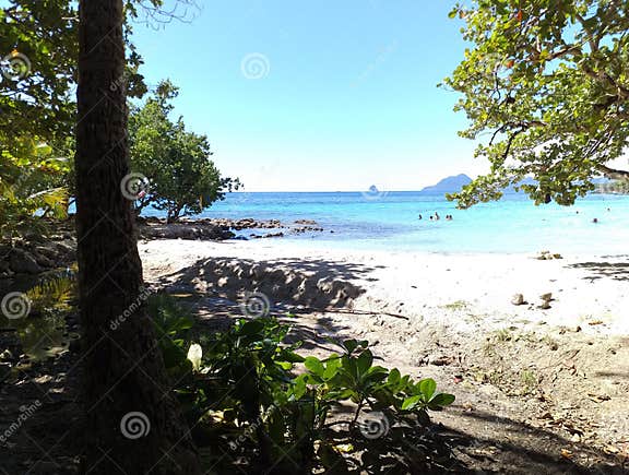 Diamond Rock Beach Withe Sand Stock Image - Image of beach, diamond ...