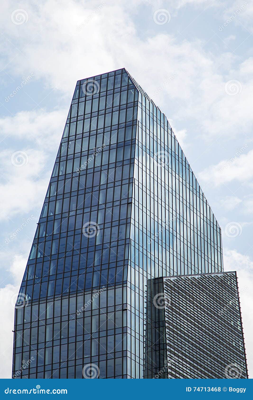 Diamond Tower foto de archivo editorial. Imagen de europa - 74713468