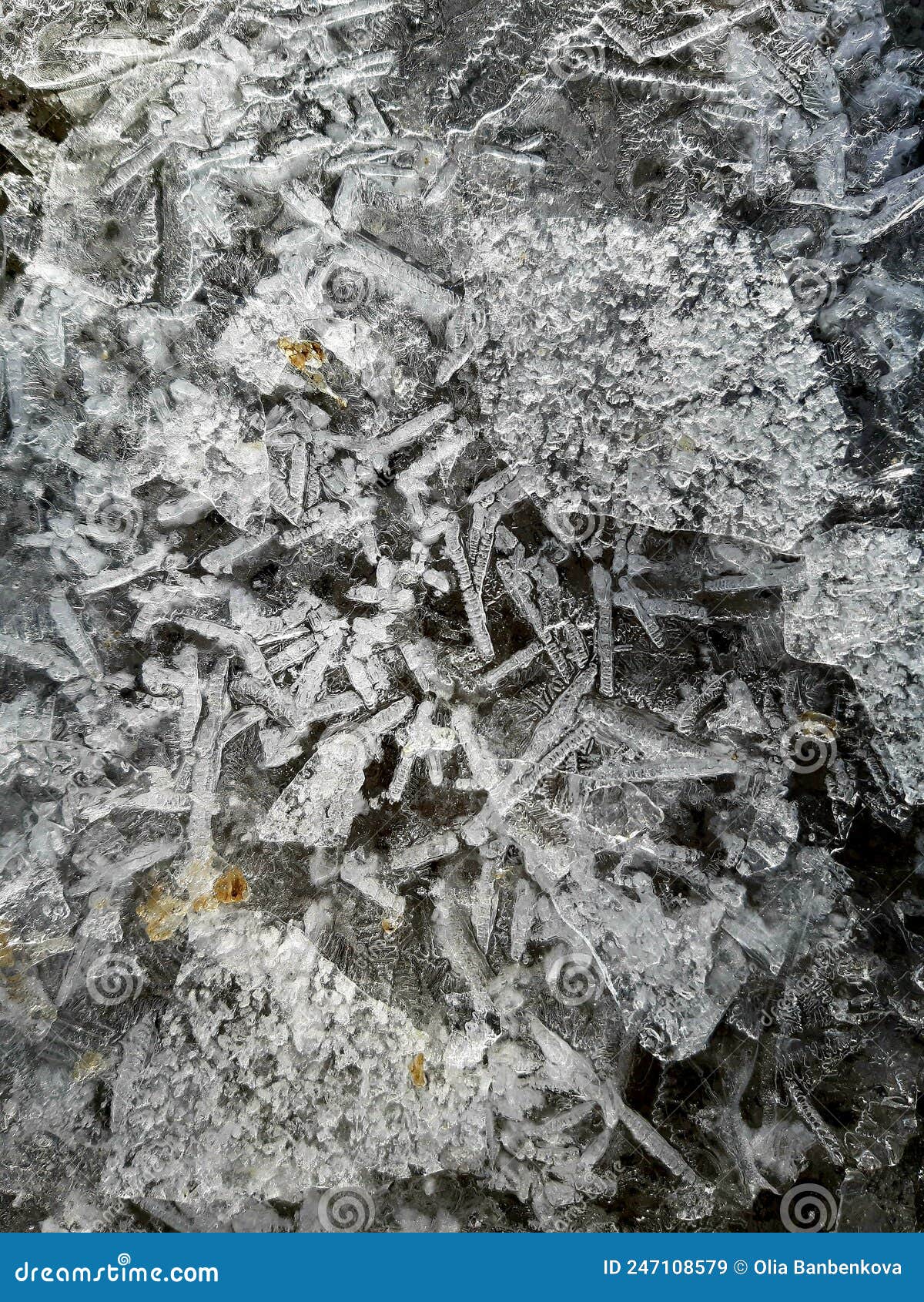 Dibujos Inusuales De Hielo En Agua Congelada Imagen de archivo - Imagen ...