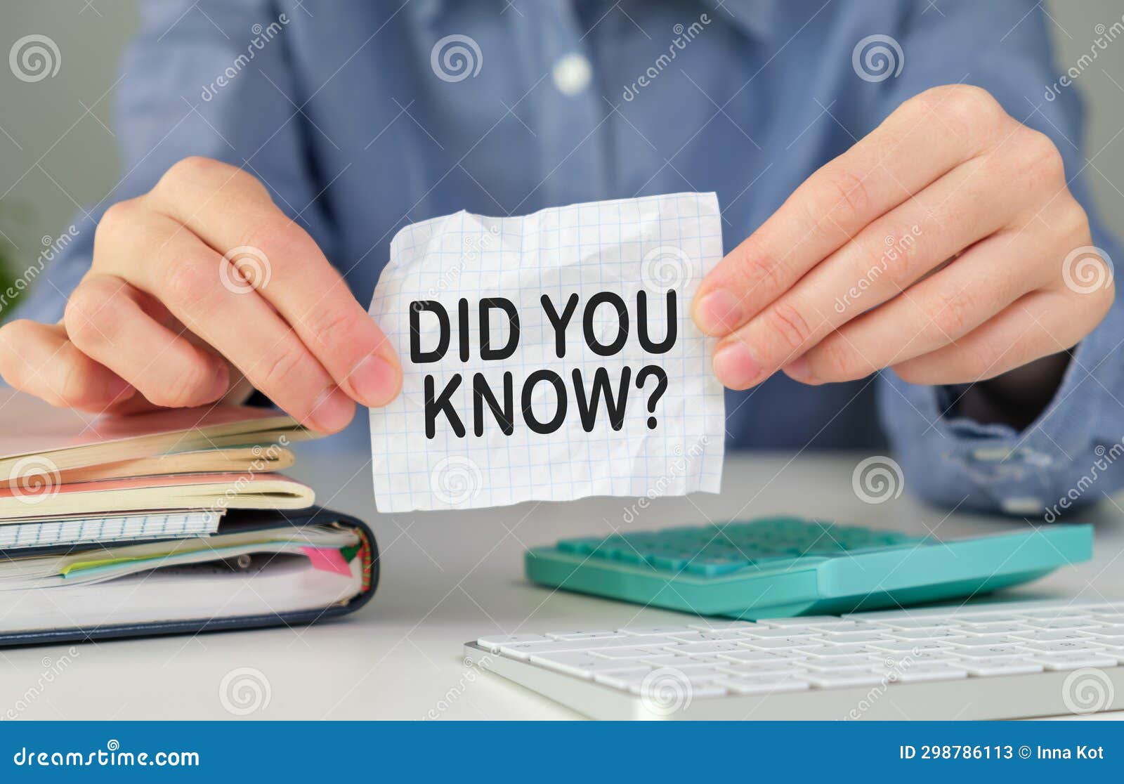 DID YOU KNOW Message on the Card Shown by a Woman. Stock Image - Image ...