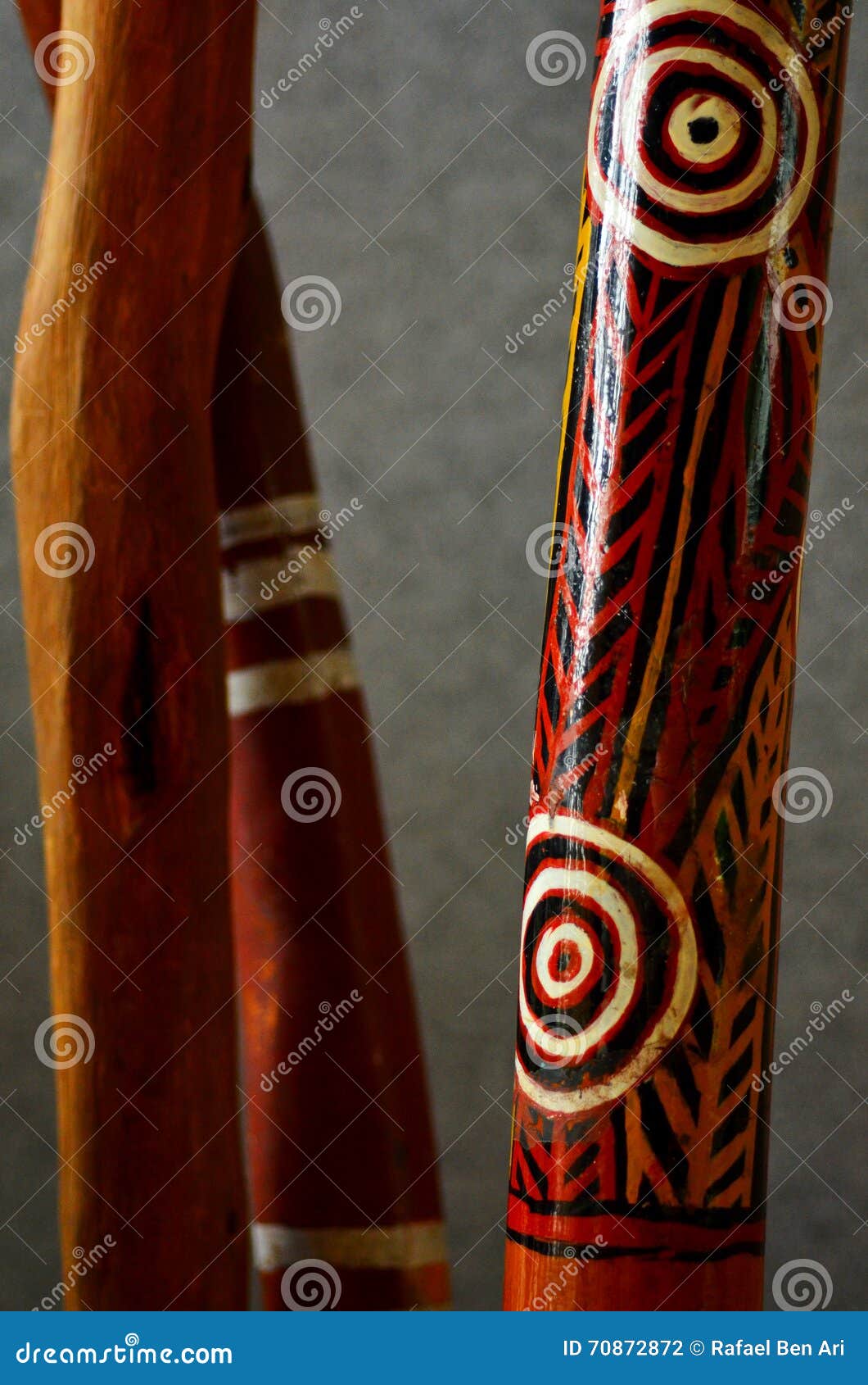 Didgeridoo - Traditioneel Australisch Inheems Muziekinstrument Stock ...
