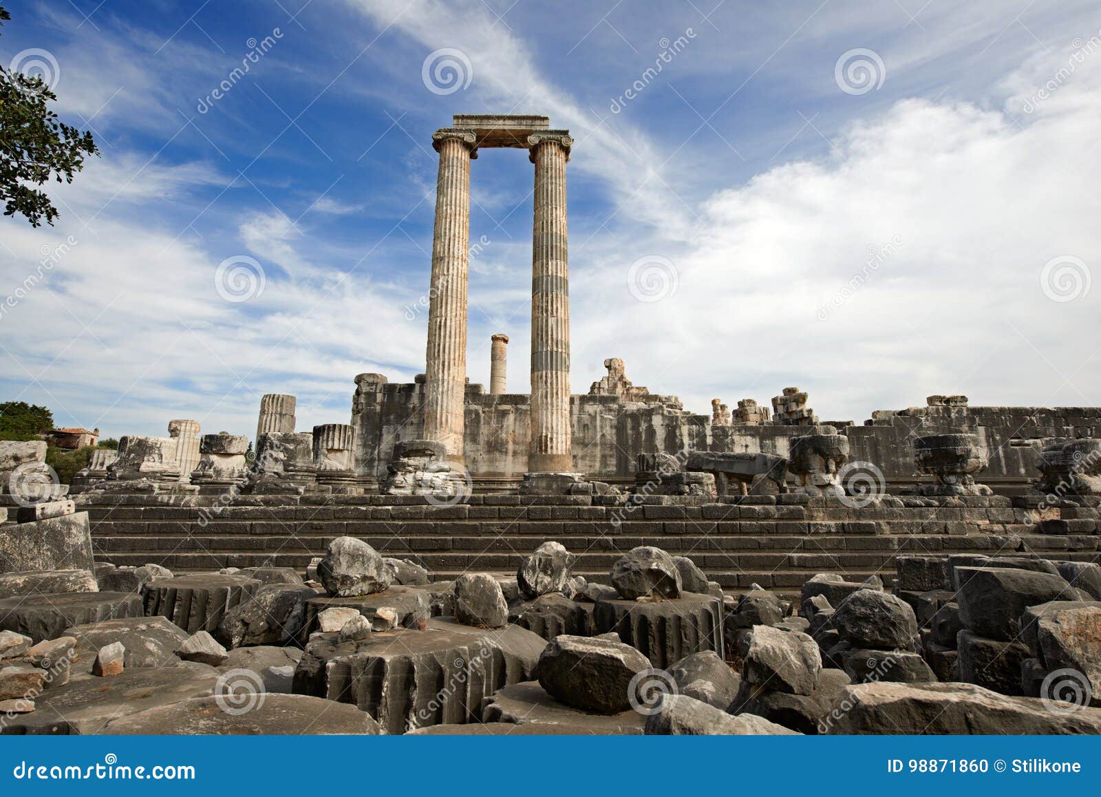 Didyma Apollo Temple, Turkey Stock Photo - Image of seljuk, concepts ...