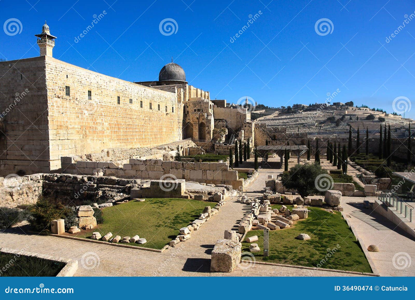 Die Al-Aqsa Moschee Auf Dem Tempelberg Stockfoto - Bild von jerusalem ...