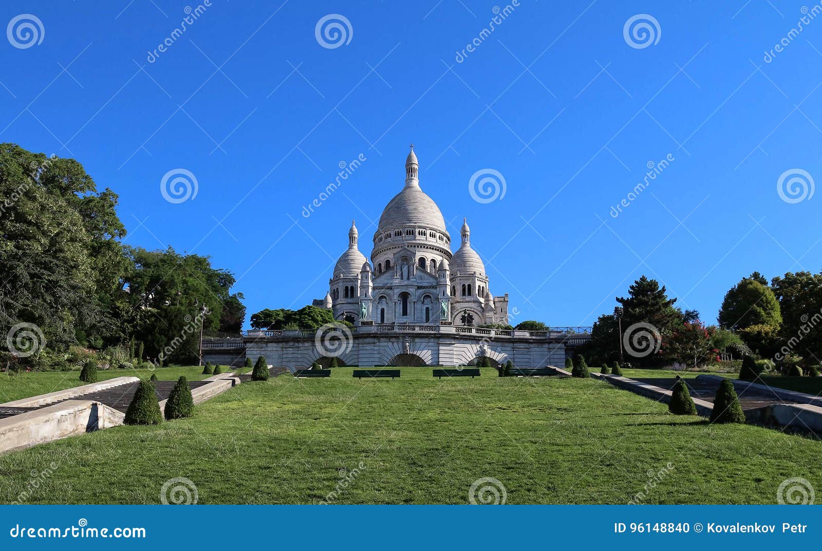 Die Basilika Sacre Coeur, Paris, Frankreich Stockfoto - Bild von fromm ...