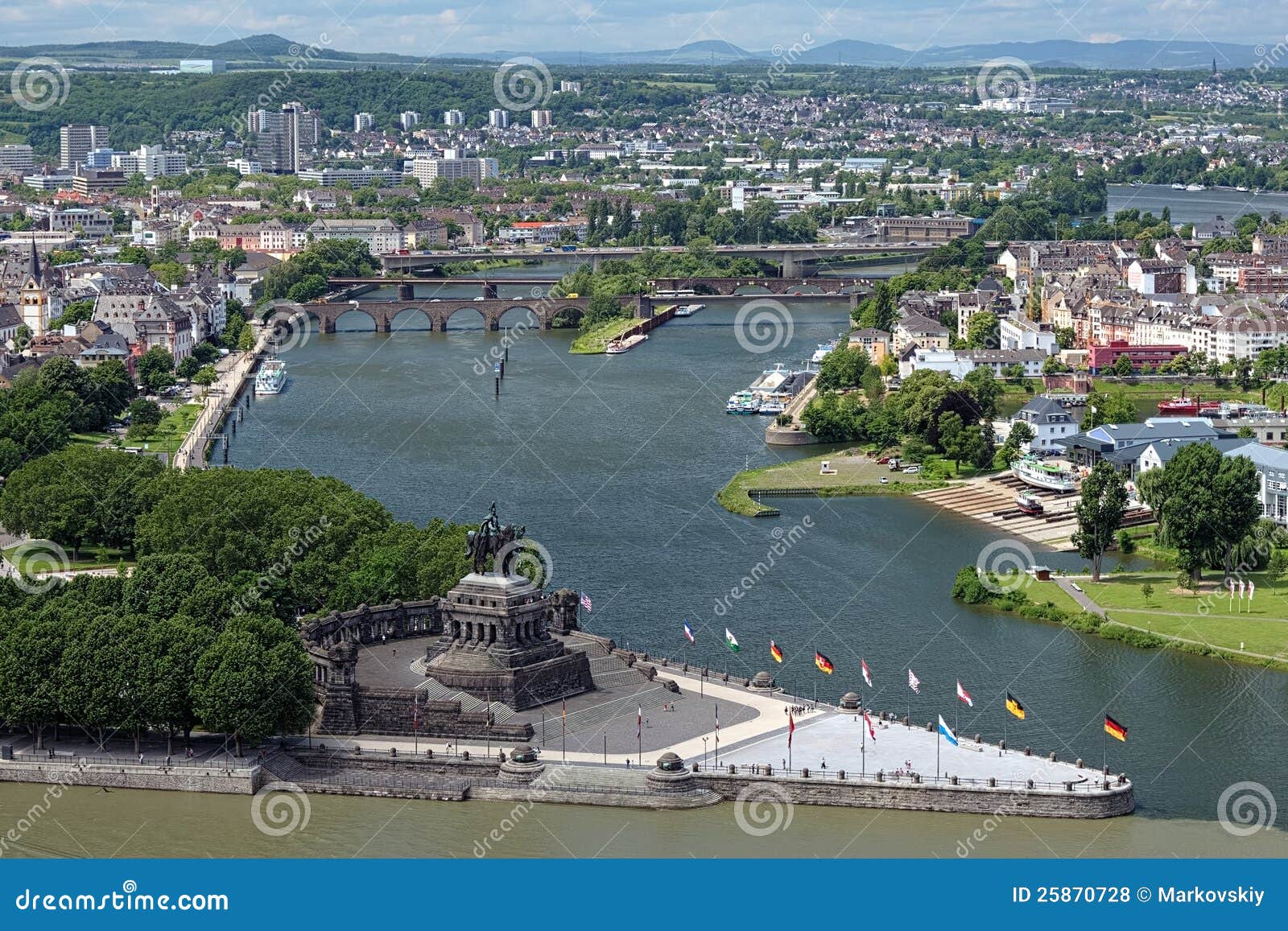 Die Deutsche Ecke in Koblenz, Deutschland Stockfoto - Bild von horizont ...
