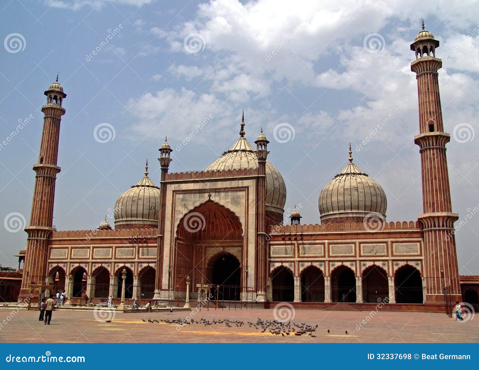 Die große Moschee Delhi redaktionelles stockfoto. Bild von islam - 32337698