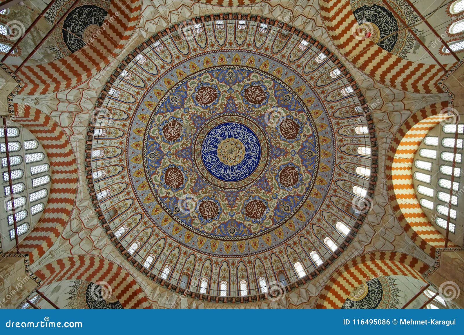 Die Haube Von Selimiye-Moschee Stockfoto - Bild von konzipiert ...