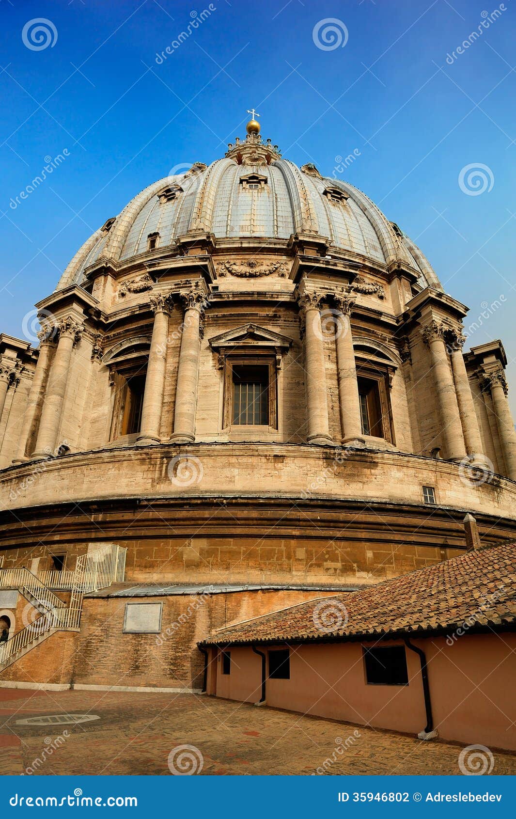 Die Haube Von St- Peter` S Basilika, Vatikan Stockfoto - Bild von ...