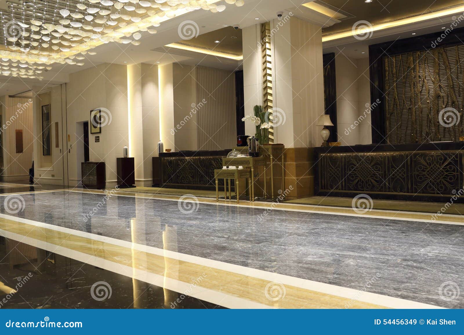 Die Rezeption Des Hotels Und Der Lobby Stockbild - Bild von stern ...