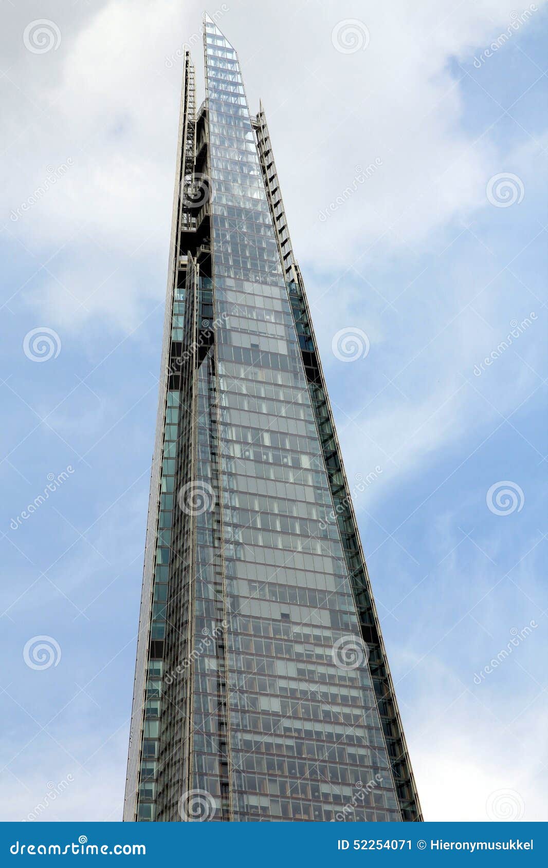 Die Scherbe redaktionelles foto. Bild von speicherfront - 52254071