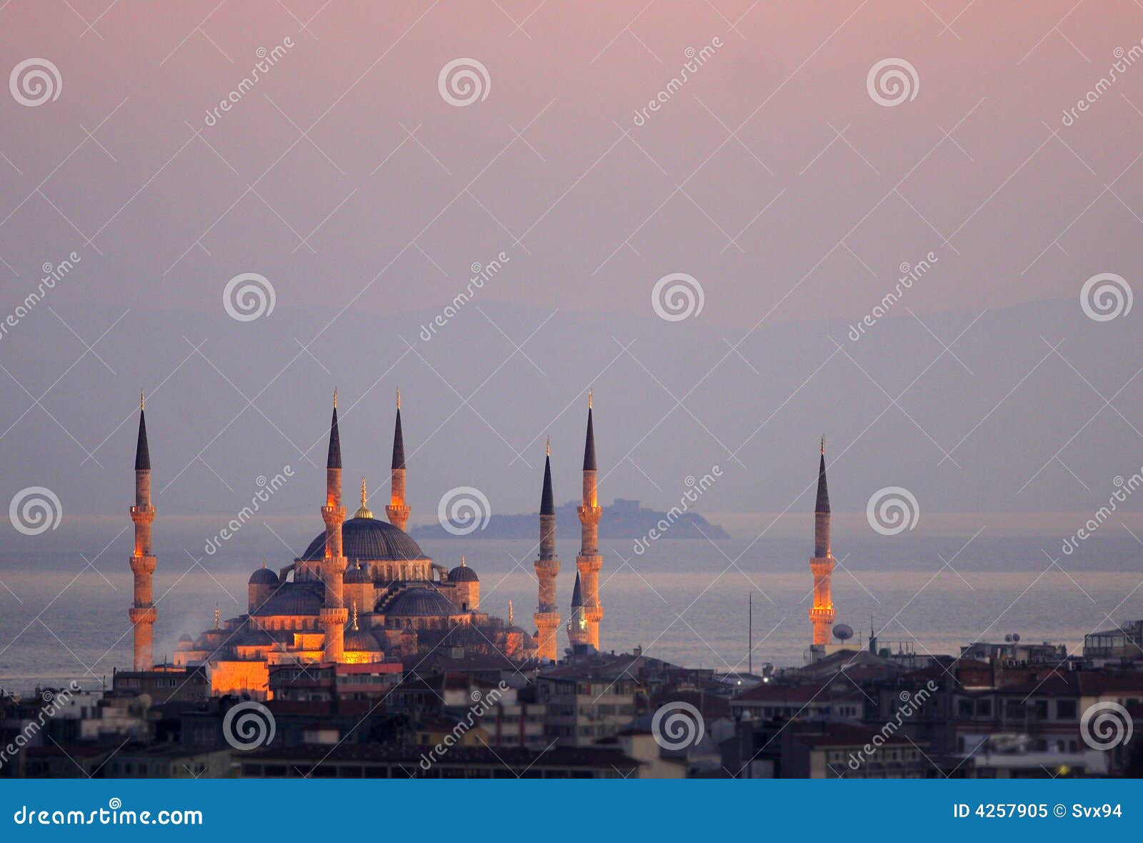 Die Sultan-Ahmed-Moschee - Blaue Moschee Von Istanbul Stockbild - Bild ...