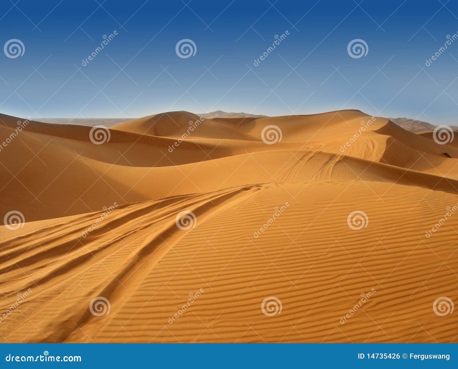 Die Wüste stockfoto. Bild von einsam, sand, tropisch - 14735426