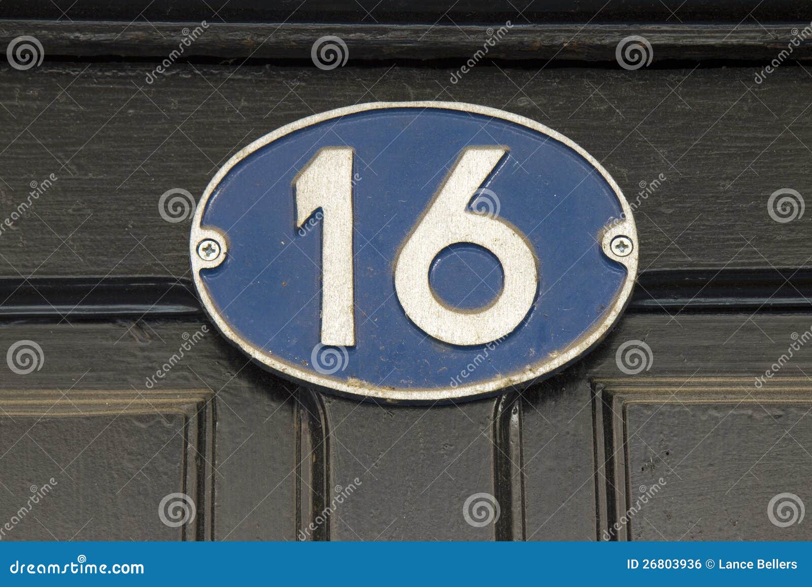Dieciséis foto de archivo. Imagen de puerta, frente, esmaltado - 26803936