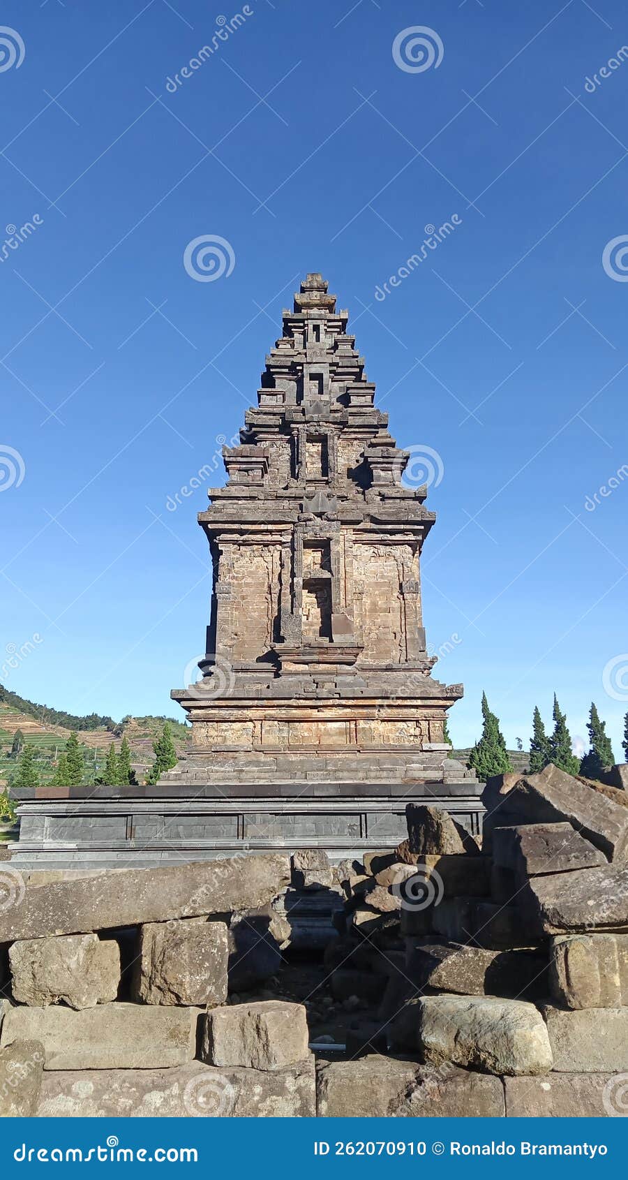 Dieng Arjuna Temple stock photo. Image of pagoda, landmark - 262070910
