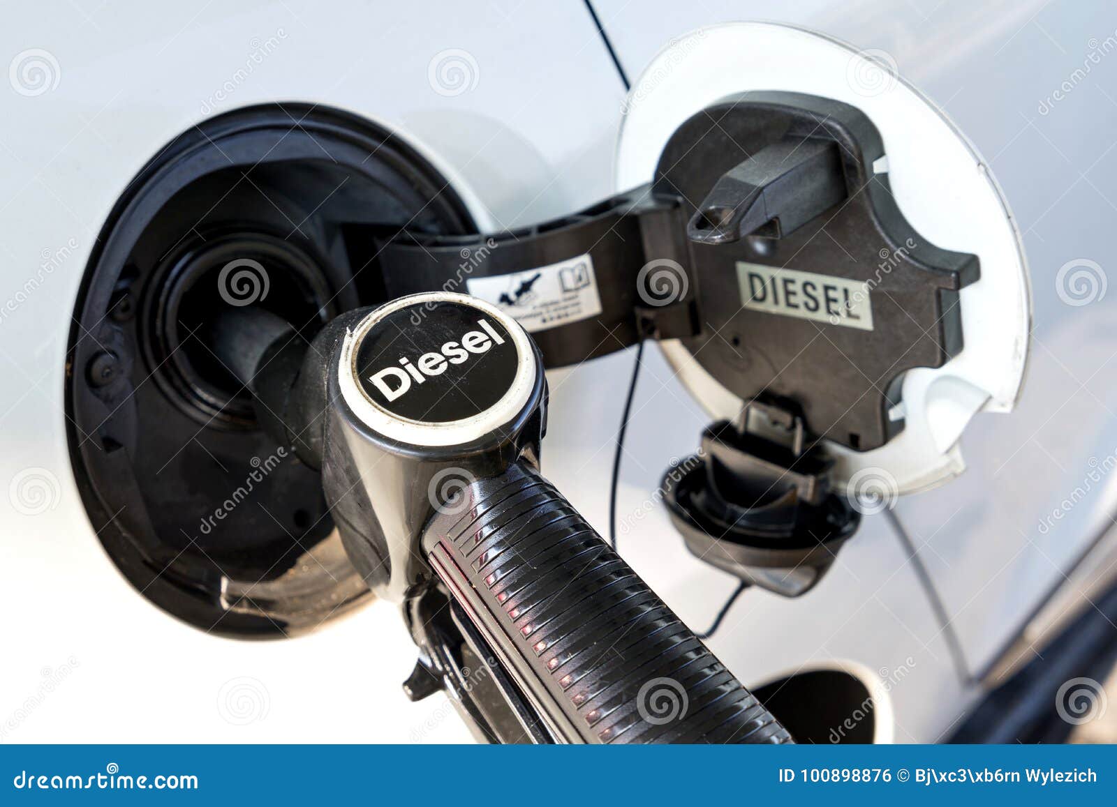 Diesel foto de archivo. Imagen de combustible, dispensador - 100898876