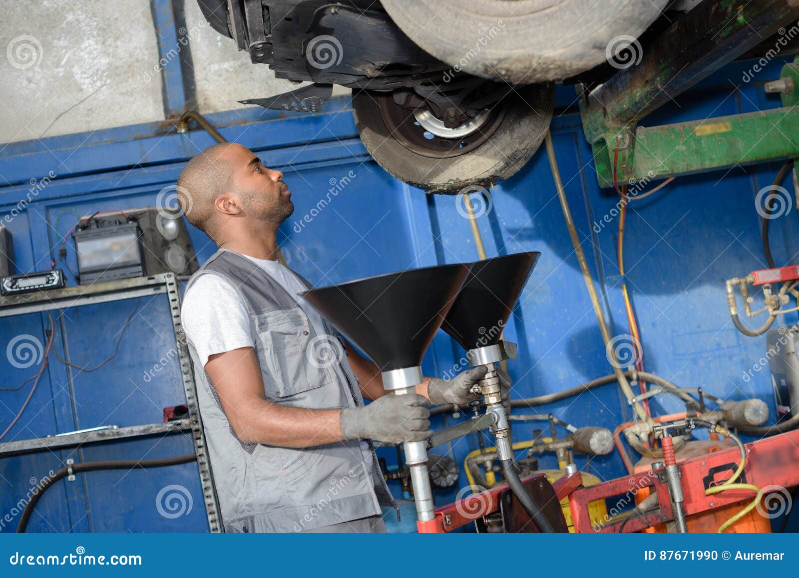 Diesel Mechanic Shop