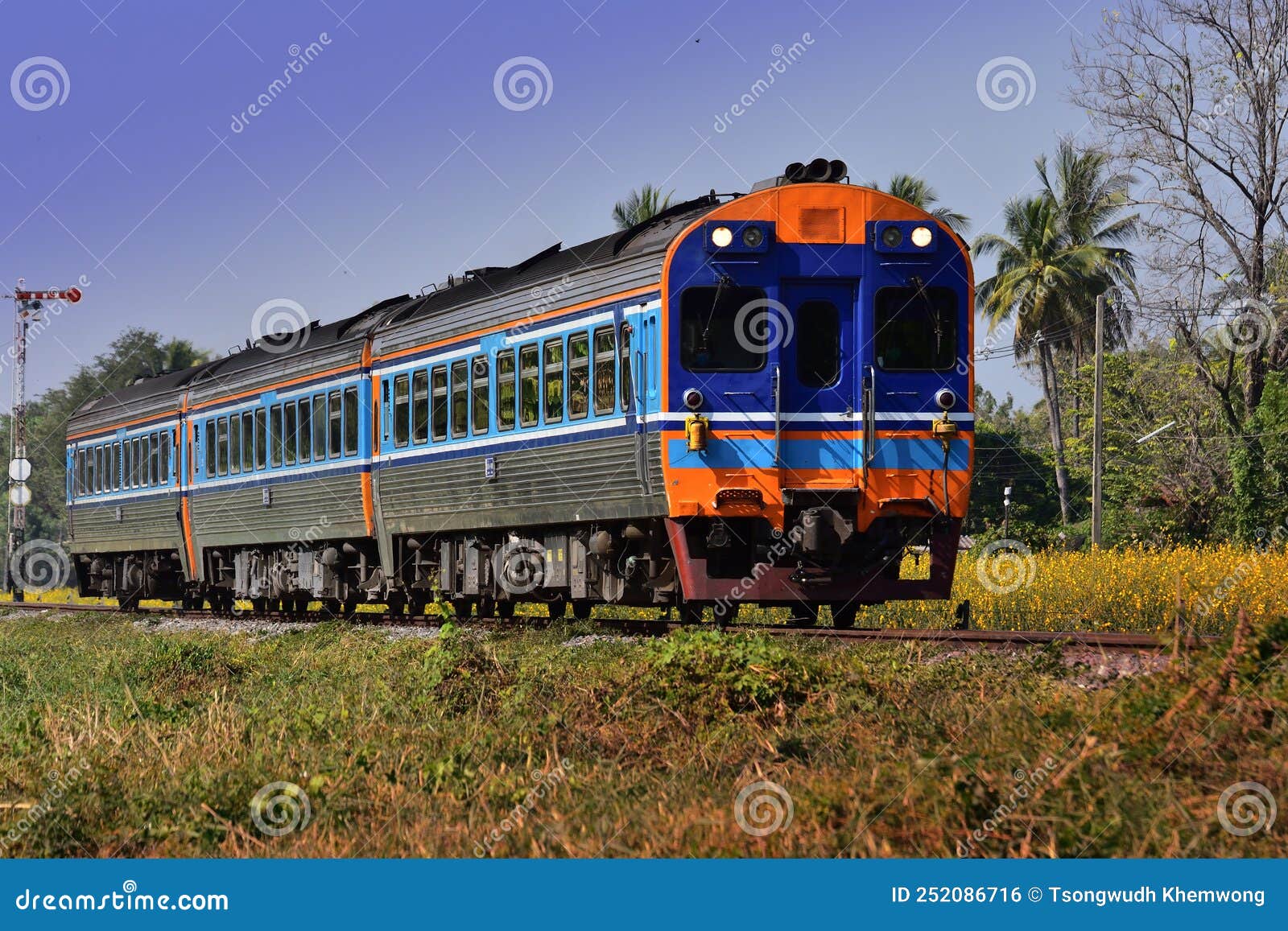 Diesel Railcar on the Railway. Editorial Photo - Image of engine, green ...
