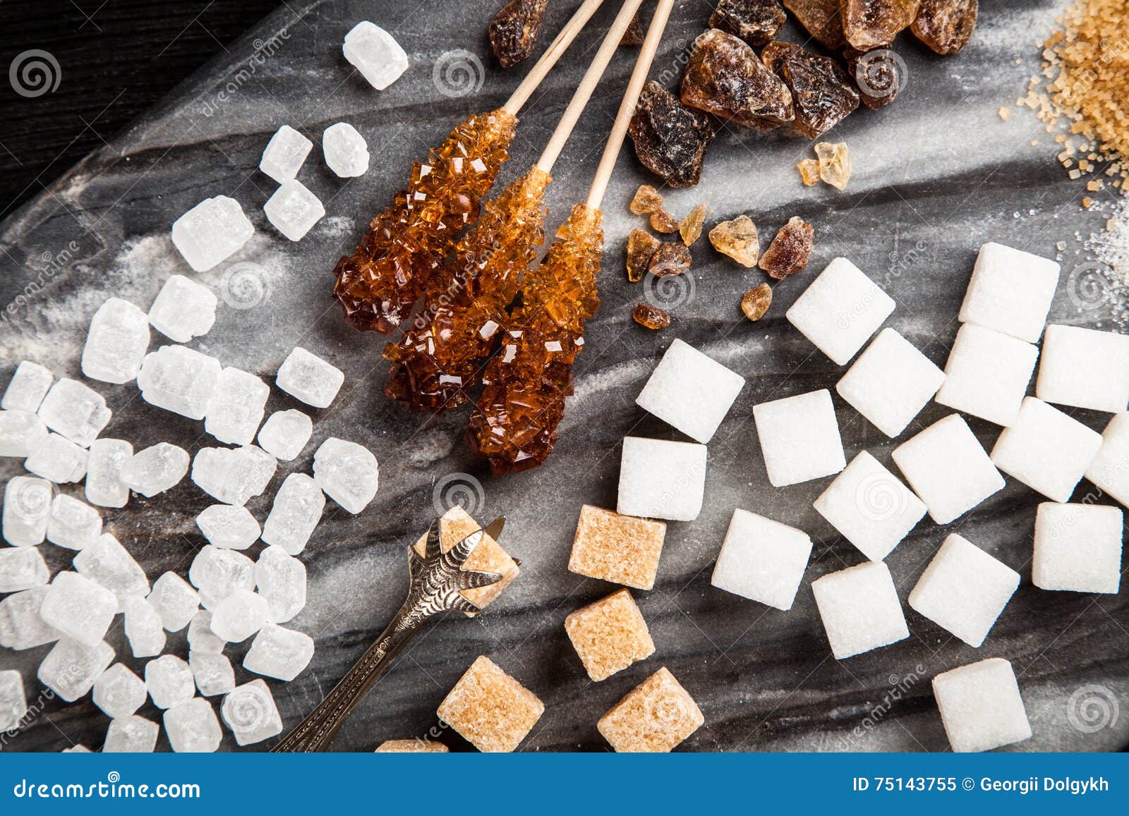 Différents types de sucre image stock. Image du sucrerie - 75143755