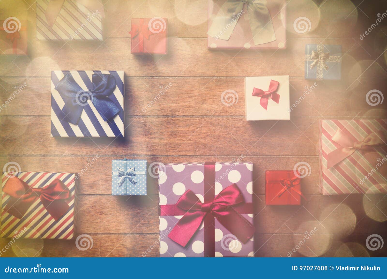 Different Color Gift Boxes Stock Photos - Download 964 Royalty Free Photos
