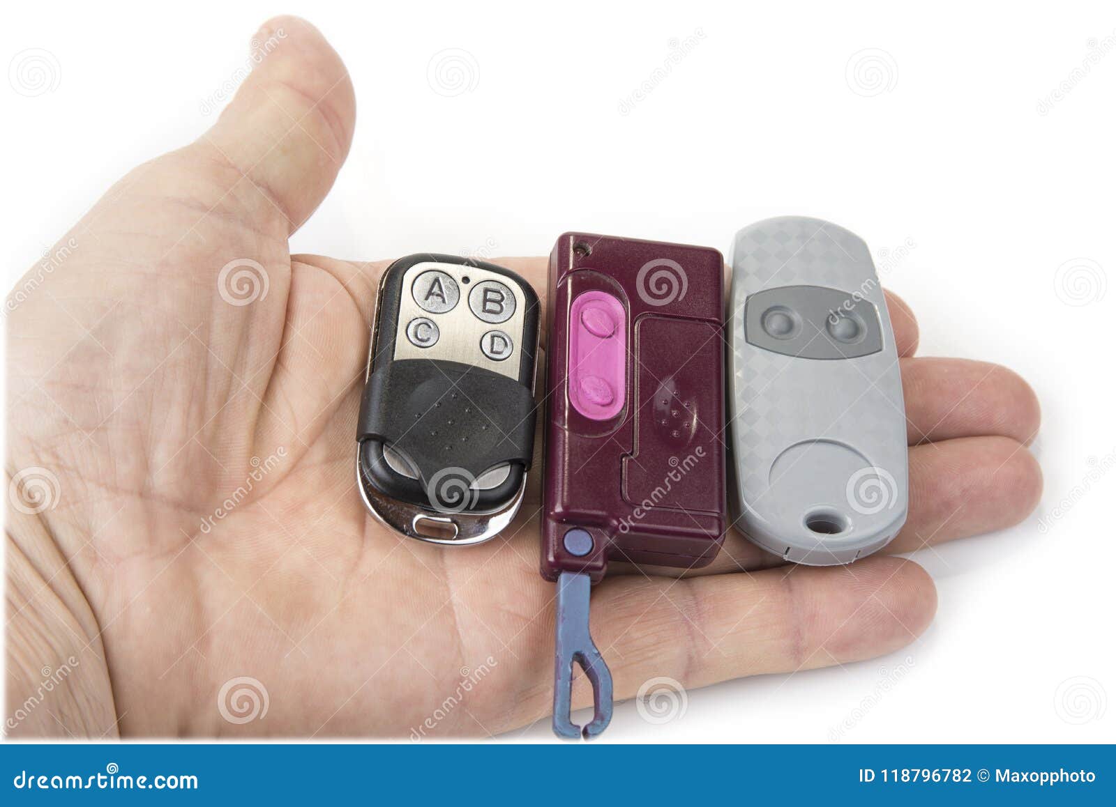 Different Garage Wireless Remote Controls for Opening and Closing ...