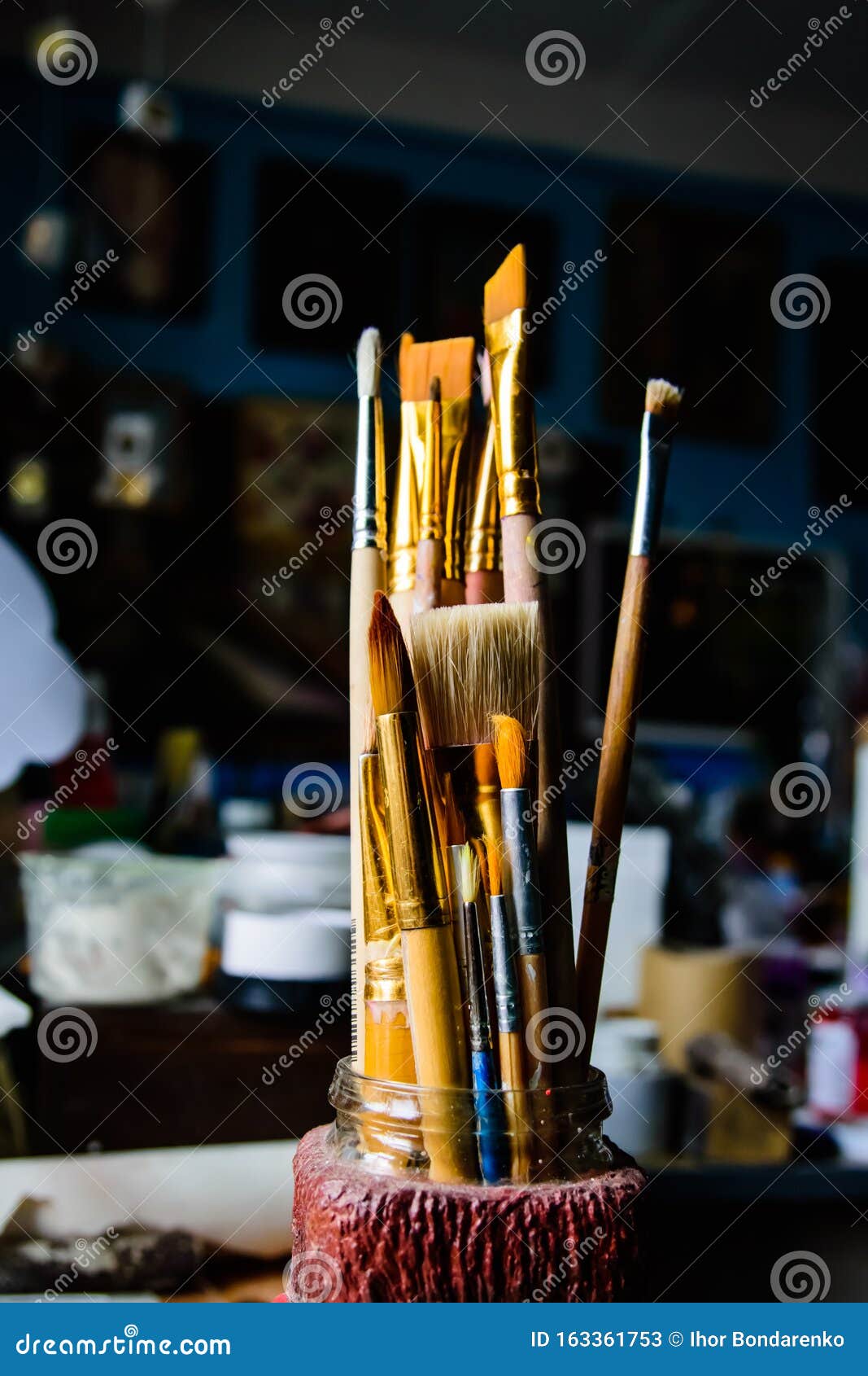 Different Paint Brushes in Art Studio Stock Image - Image of draw ...
