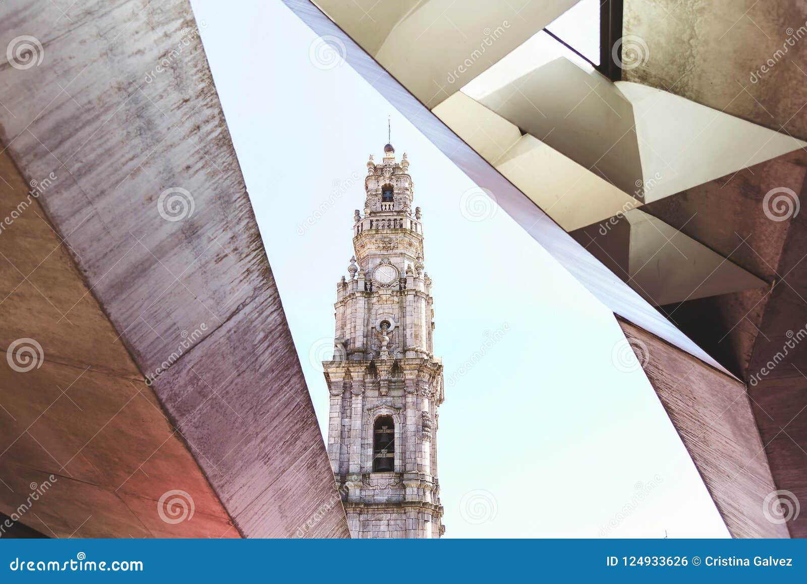 Diagonal Perspective Architecture Stock Photo - Image of building ...