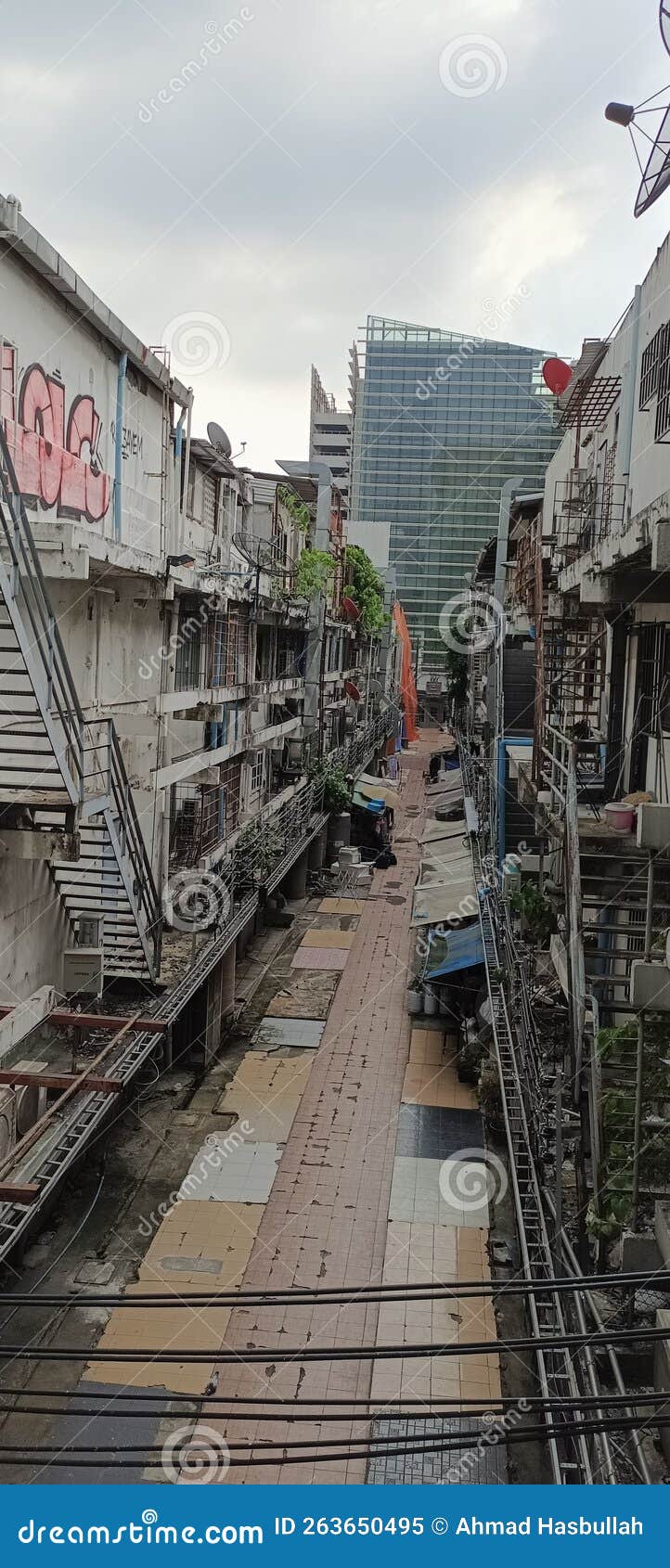 A Different Side of Bangkok View and Life Editorial Image - Image of ...