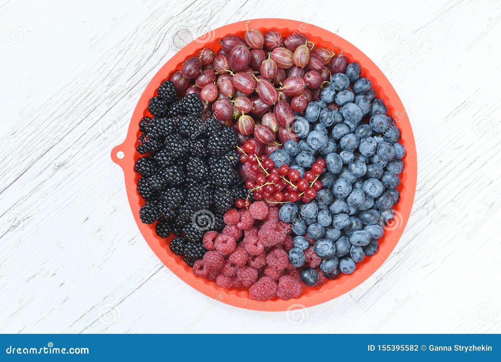 Different Types of Berries on a Red Plate. Stock Photo - Image of berry ...