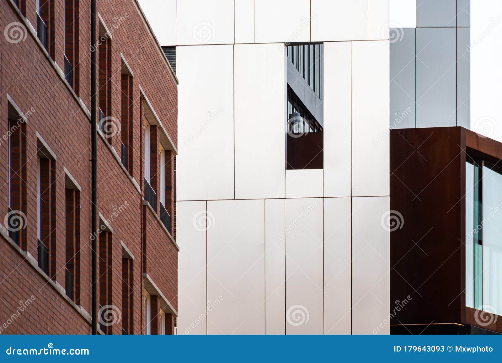 Types Of Building Facades House Facades: Types And Recommendations