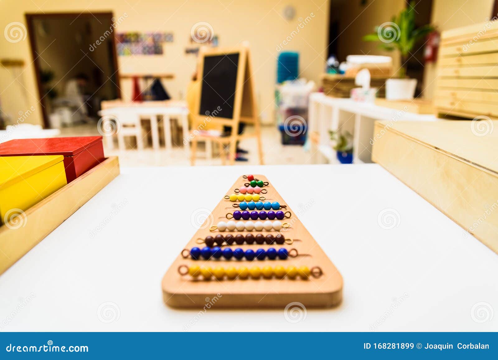 Different Types of Montessori Educational Material for Use in Schools ...