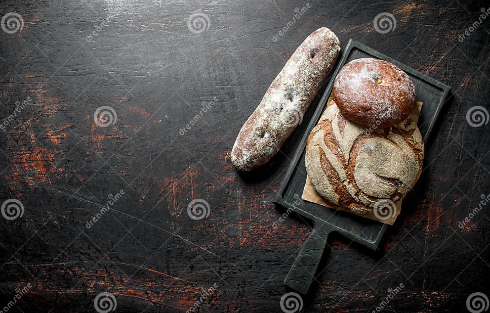 Different Types of Rye Bread Stock Photo - Image of bake, loaf: 146047894