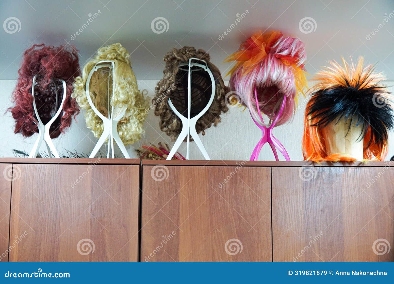Different Wigs in the Dressing Room Stock Image - Image of boas ...