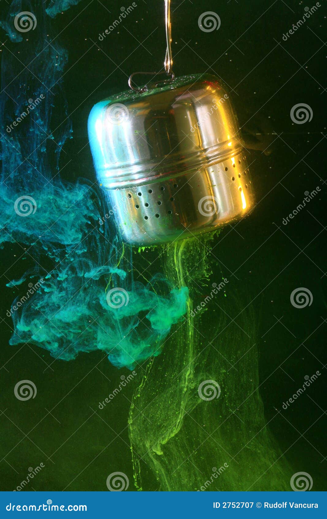 Diffusing tea stock image. Image of infusing, black, porous - 2752707