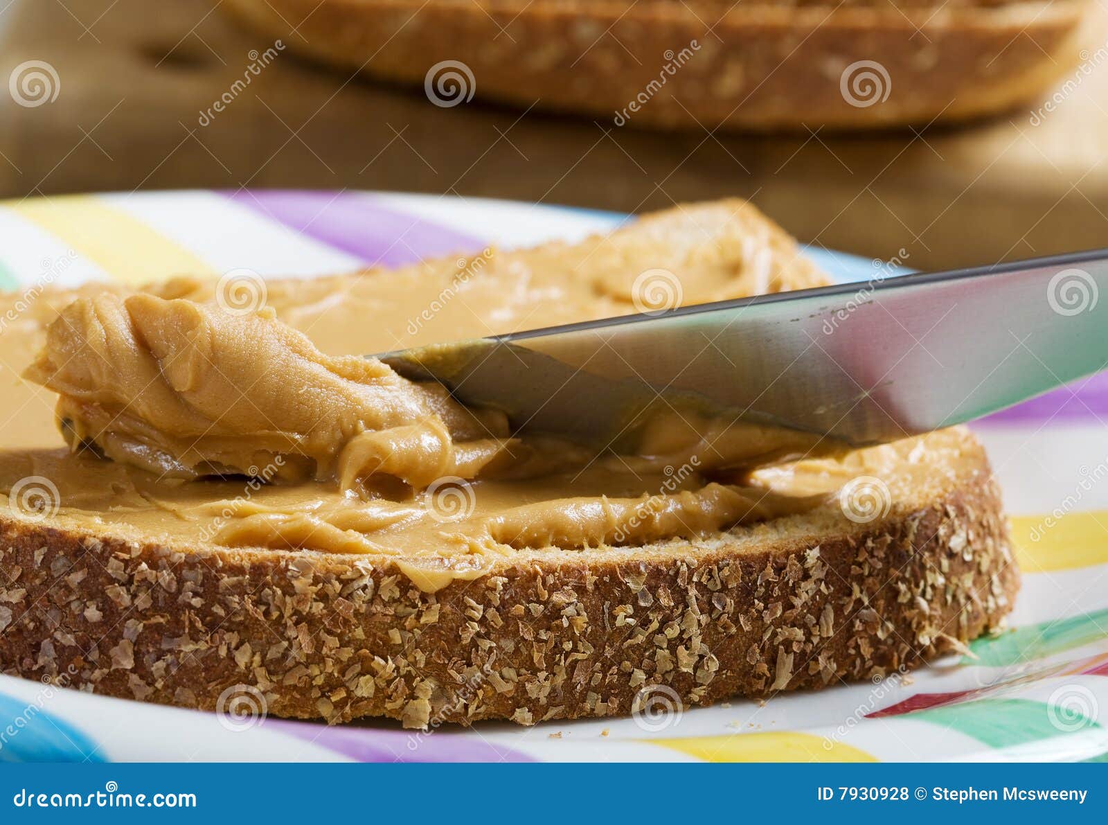 Diffusione Del Burro Di Arachide Fotografia Stock - Immagine di ...