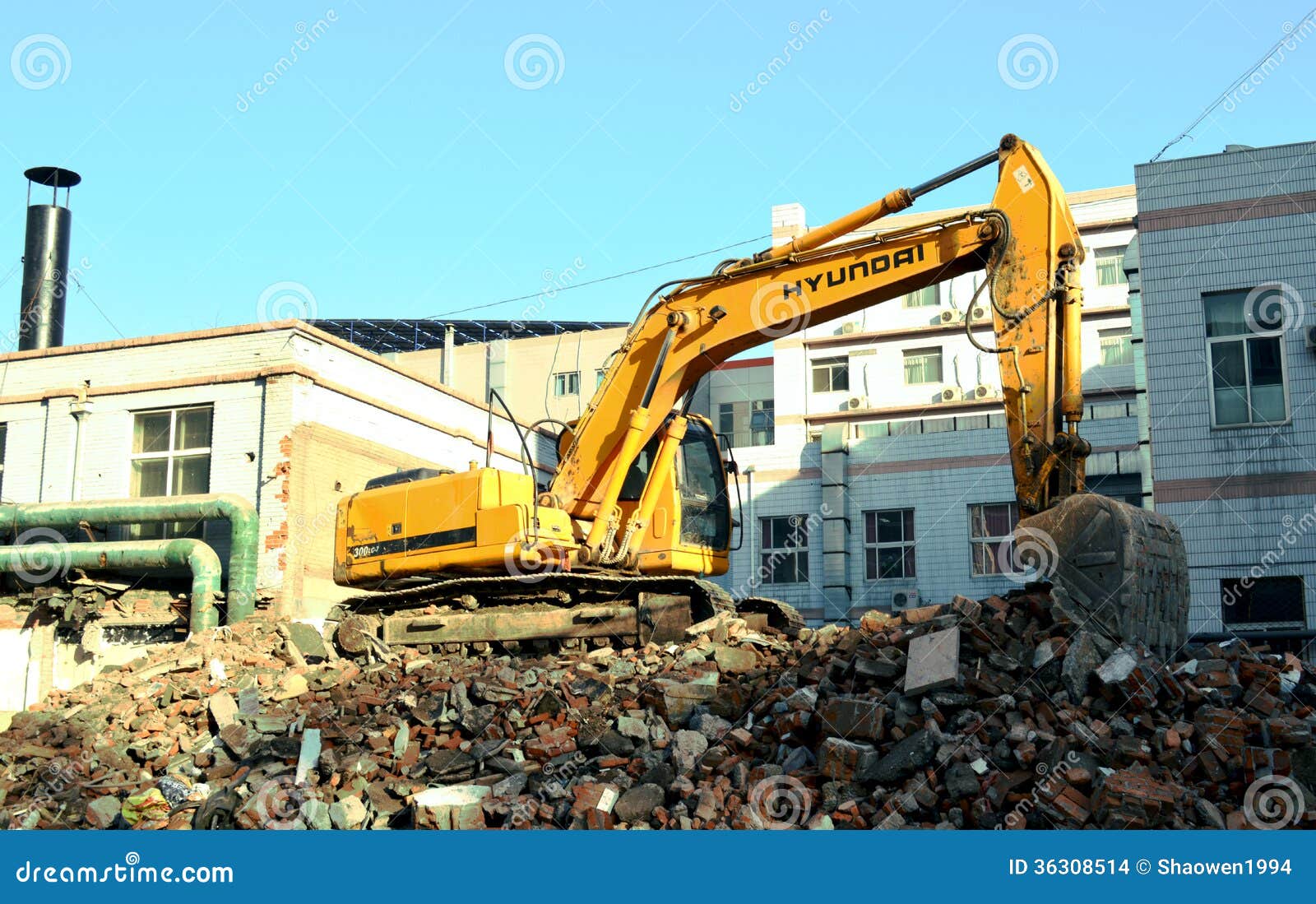 Dig machine editorial stock image. Image of ground, heavy - 36308514