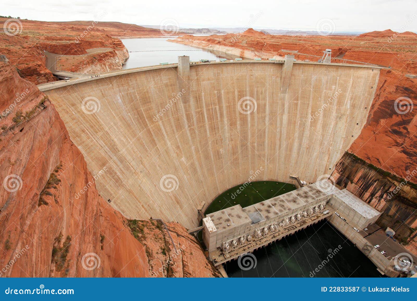 Diga Di Hoover Ed Idromele Del Lago Immagine Stock - Immagine di ...