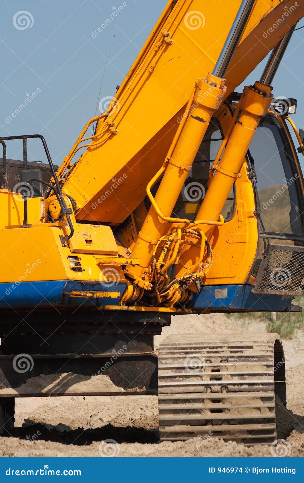 Digger tracks stock photo. Image of earthmover, caterpillar - 946974