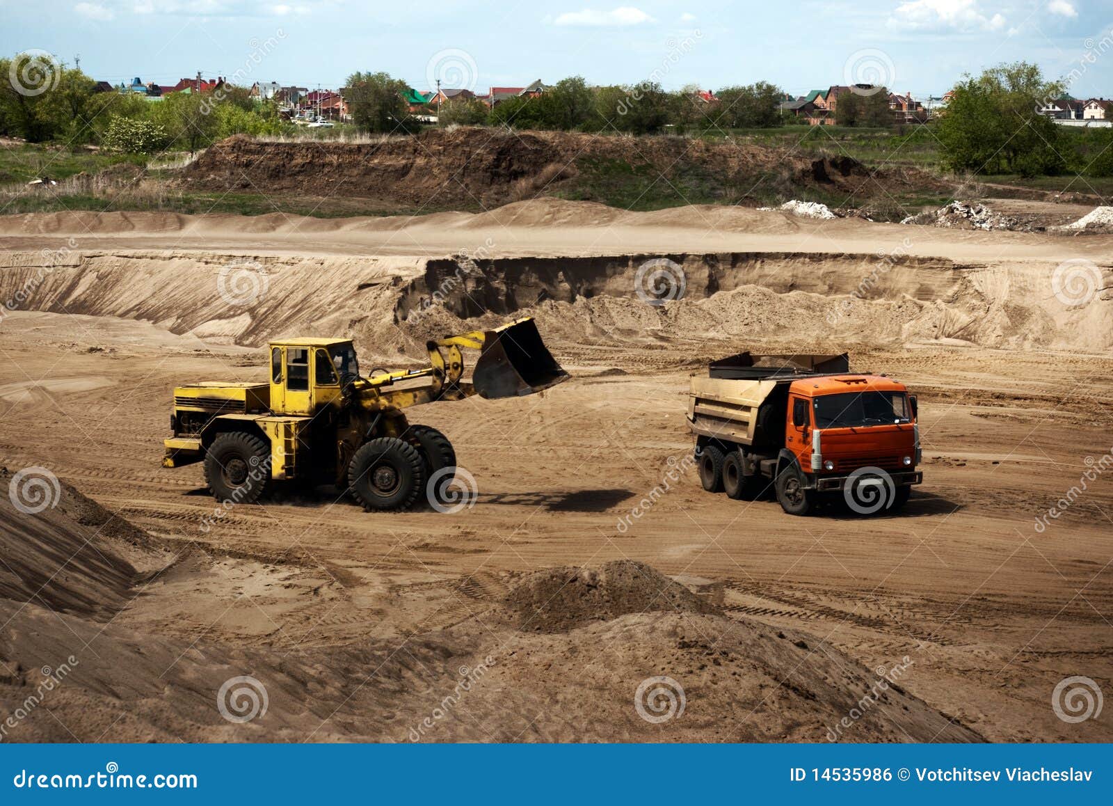 Digging works stock photo. Image of heavy, heap, outdoor - 14535986