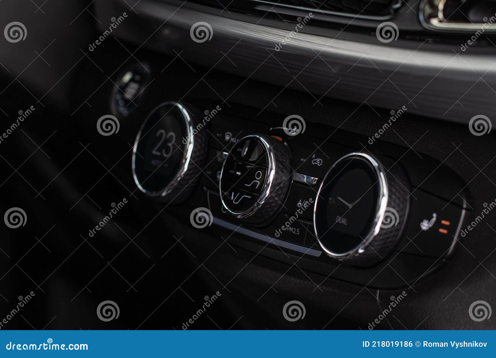 Digital Control Panel Car Air Conditioner Dashboard. Modern Car ...