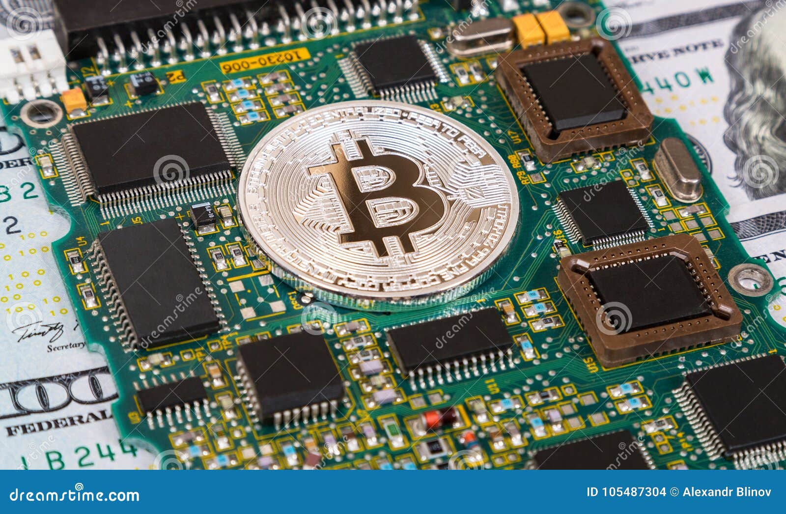 Digital Cryptocurrency Bitcoin Lying Over Electronic Computer Co Stock ...