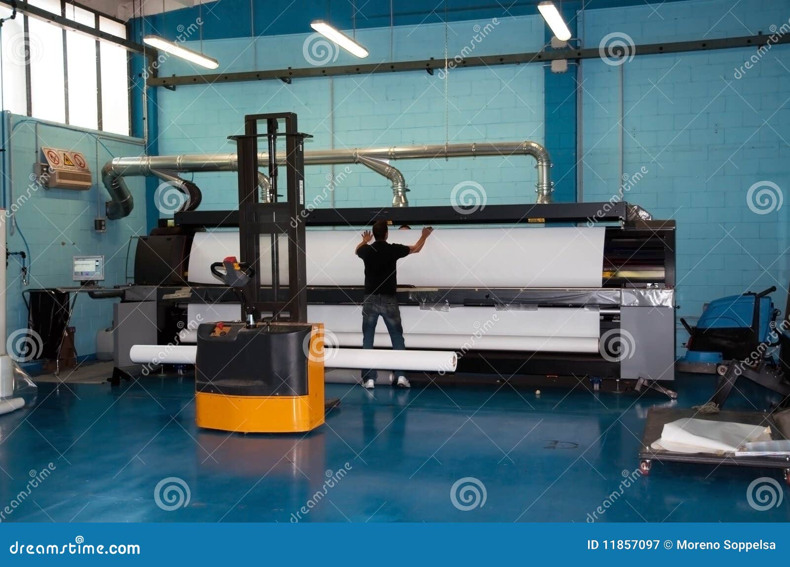 Digital Printing - Wide Format Press Stock Image - Image of plotter ...