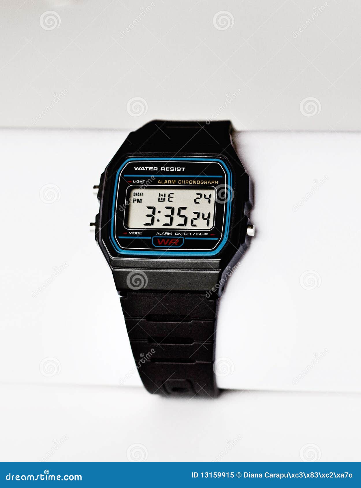 671 Digital Numbers Watch Stock Photos - Free & Royalty-Free Stock ...