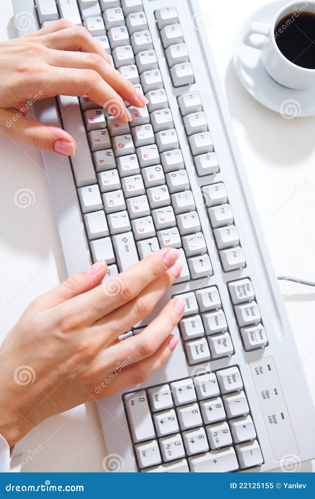 Digitare immagine stock. Immagine di persona, imprenditrice - 22125155