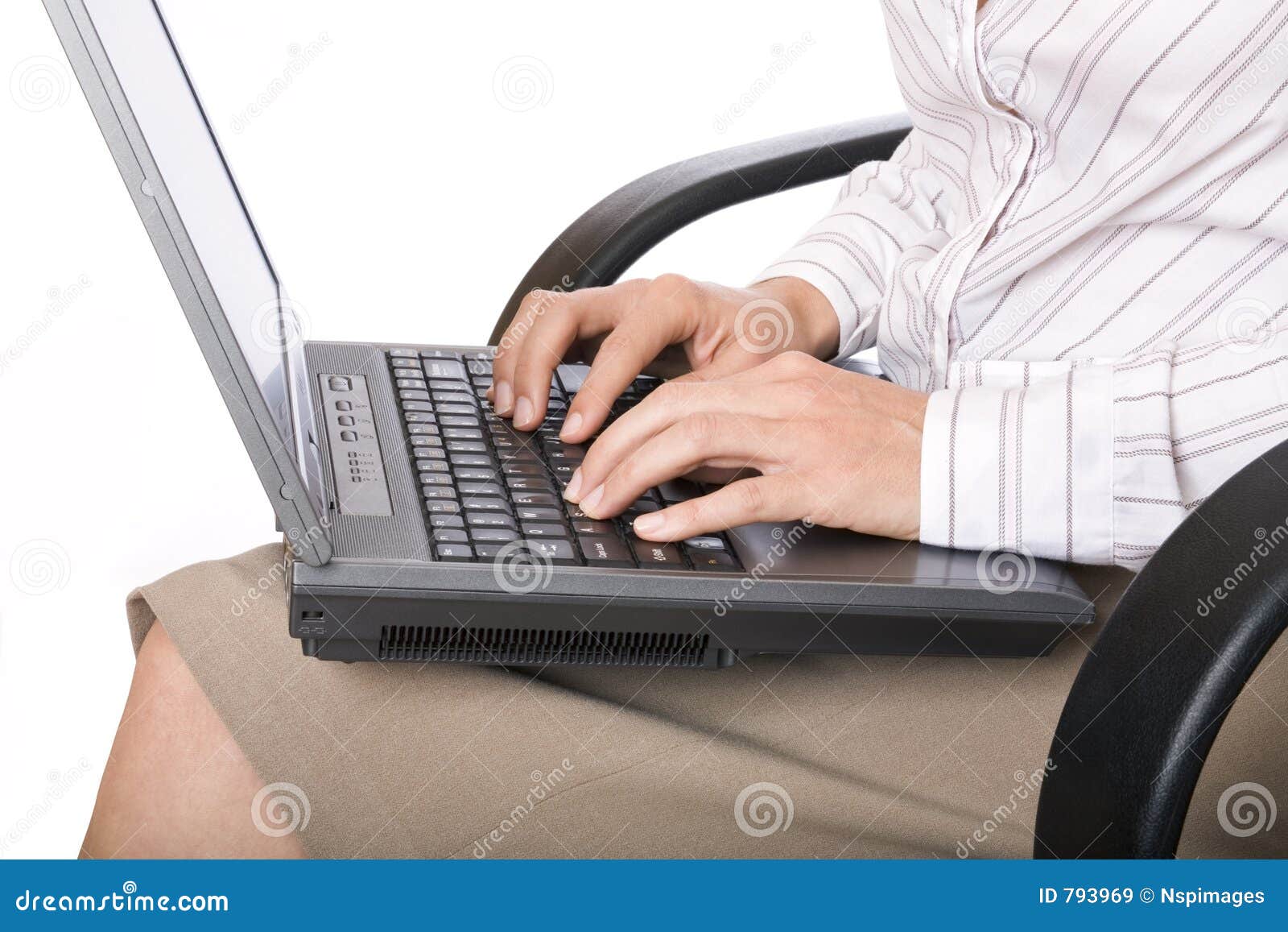 Digitare Delle Barrette Della Signora Immagine Stock - Immagine di mani ...