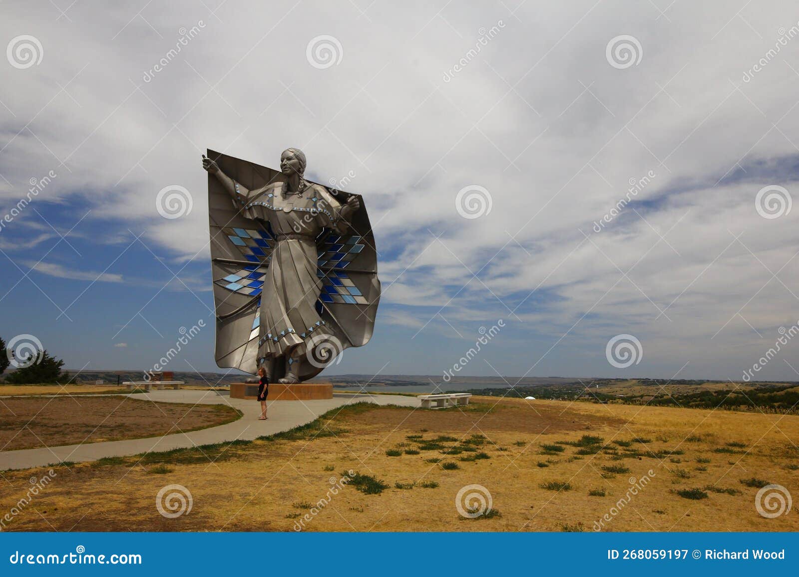 Dignity Statue, I-90 Rest Area at Chamberlain, South Dakota Editorial ...