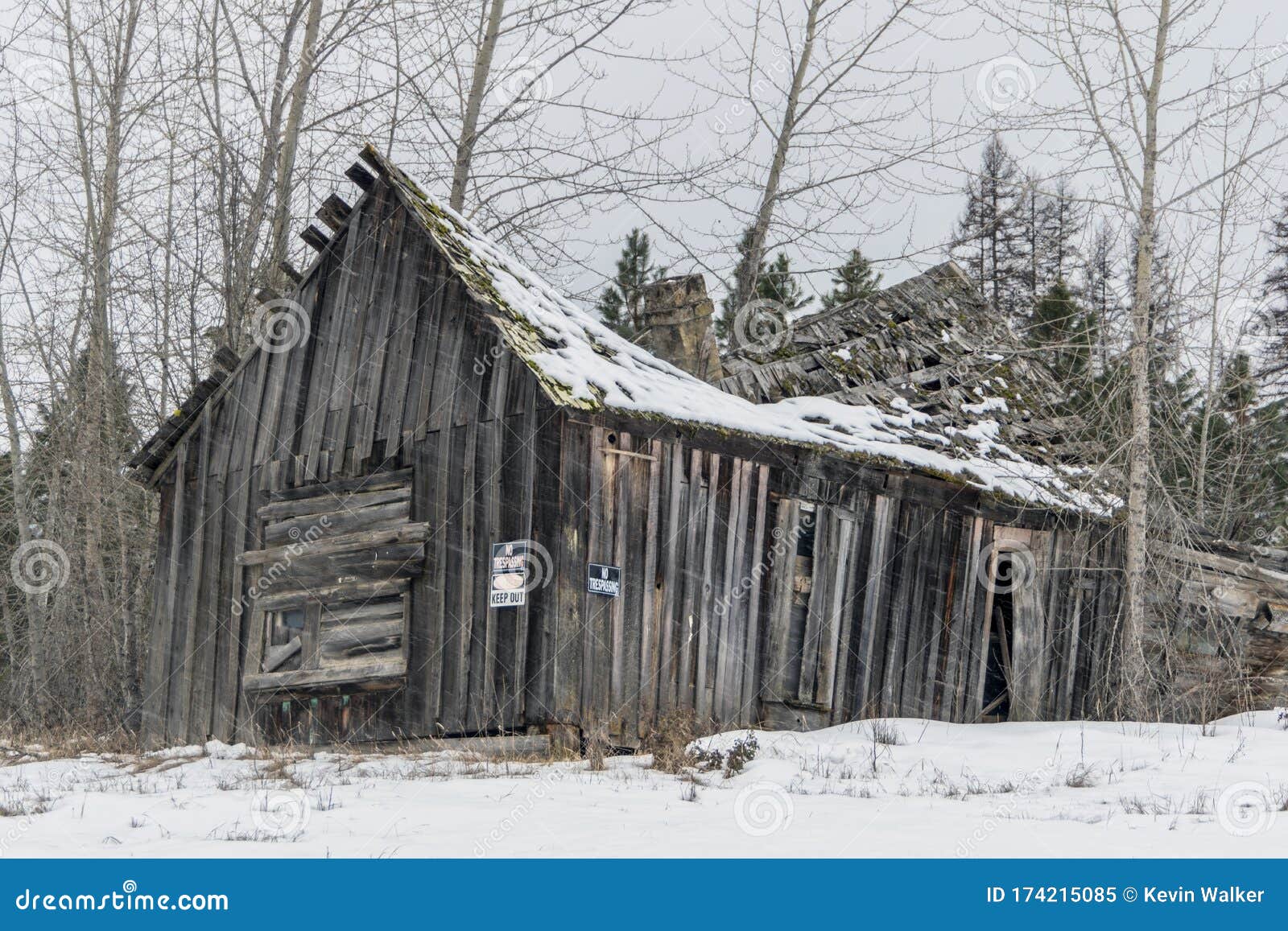 Dilapidated and Falling Down Shack Stock Image - Image of shack, wooden ...