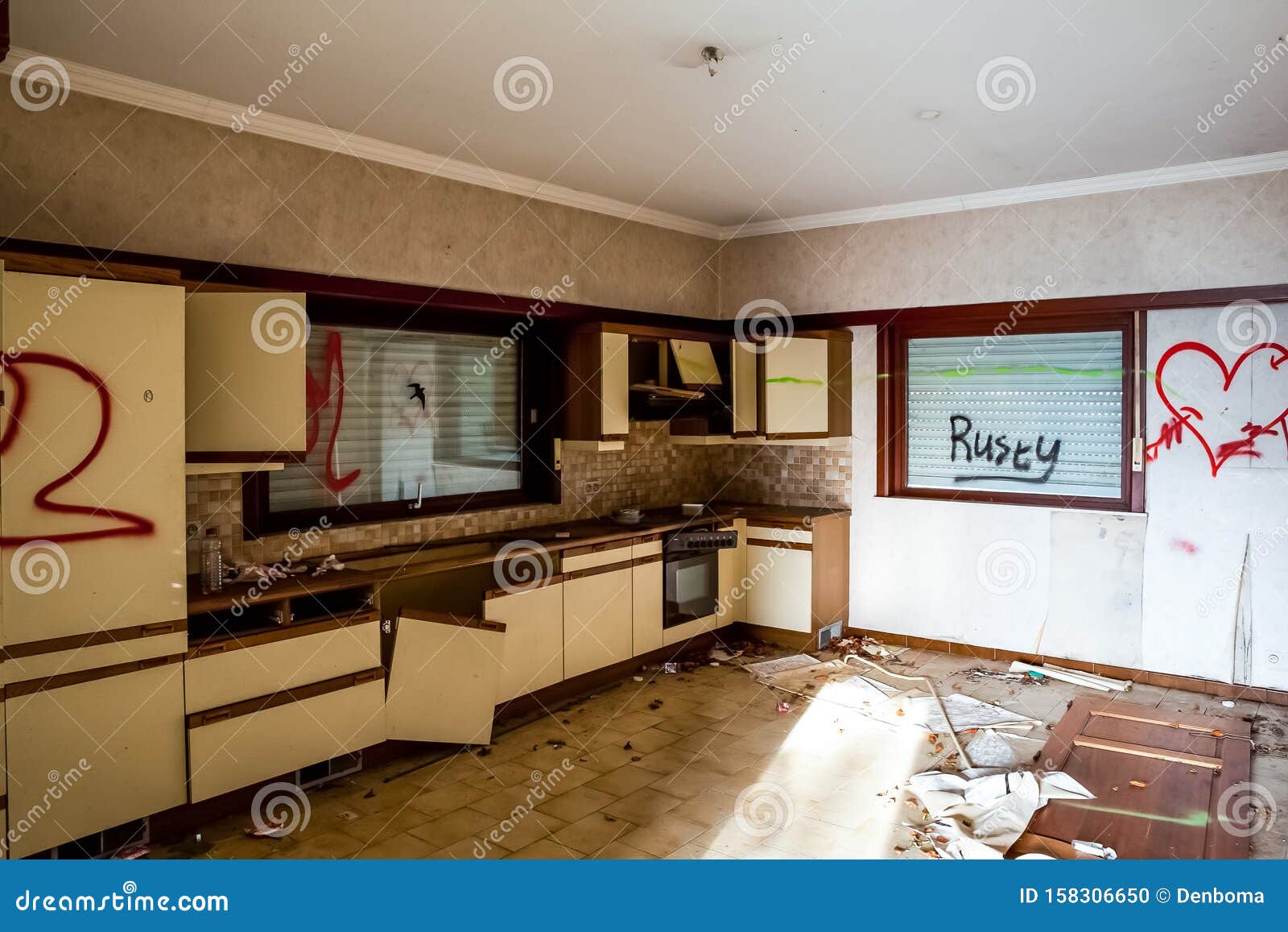 An dilapidated kitchen stock photo. Image of destruction - 158306650